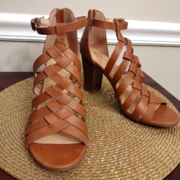 XOXO | Shoes | Xoxo Footwear Tan Leather Heeled Sandal | Poshmark